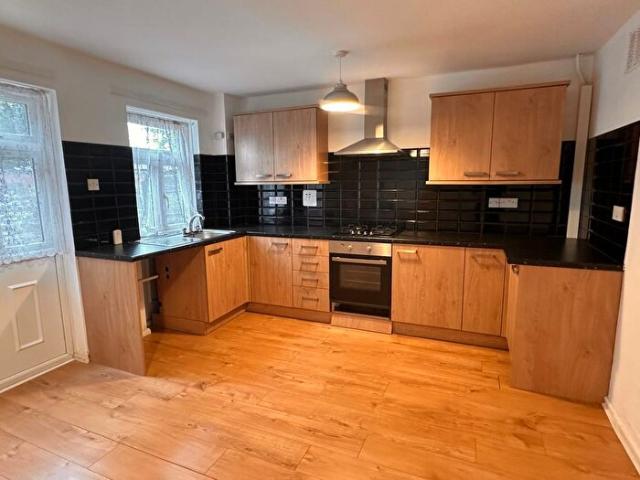 3 Bedroom Terraced House To Rent In Fulmar Lane, Wellingborough, NN8