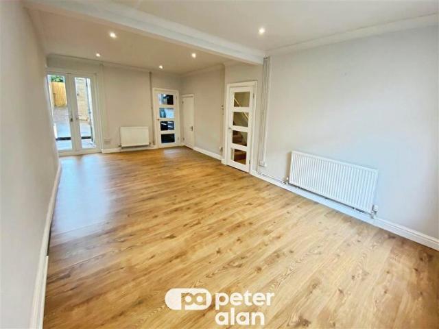 3 Bedroom Terraced House To Rent In Gadlys Road, CF44