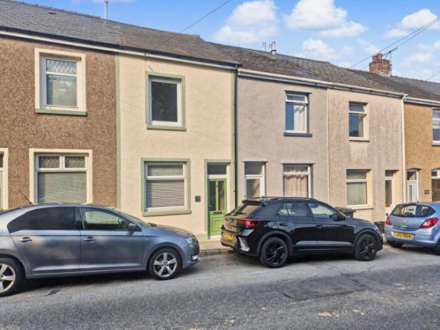 3 Bedroom Terraced House To Rent In George Street, Brynmawr, Blaenau Gwent, NP23