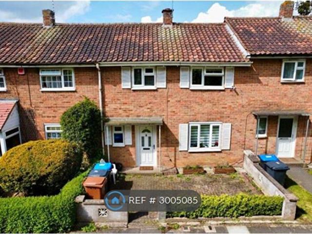 3 Bedroom Terraced House To Rent In Grange Road, Northampton, NN3