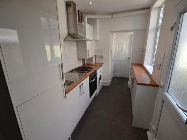 3 Bedroom Terraced House To Rent In Grasmere Street, Leicester, LE2
