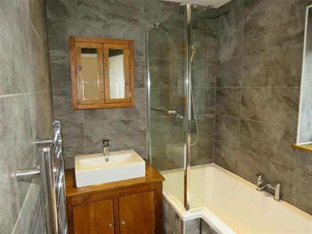 3 Bedroom Terraced House To Rent In Harebell Gardens, Bingham, Nottingham, NG13