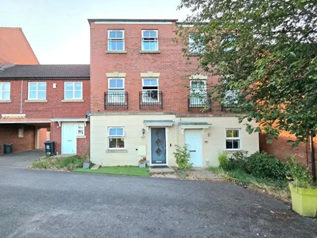 3 Bedroom Terraced House To Rent In Heritage Way, Leicester, LE5