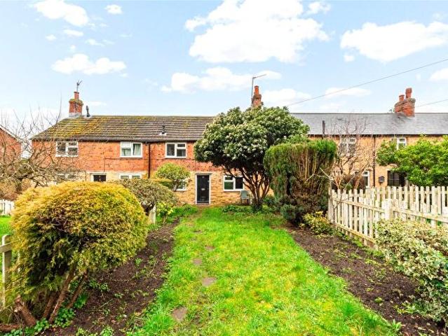 3 Bedroom Terraced House To Rent In High Street, Carlton, Bedford, Bedfordshire, MK43