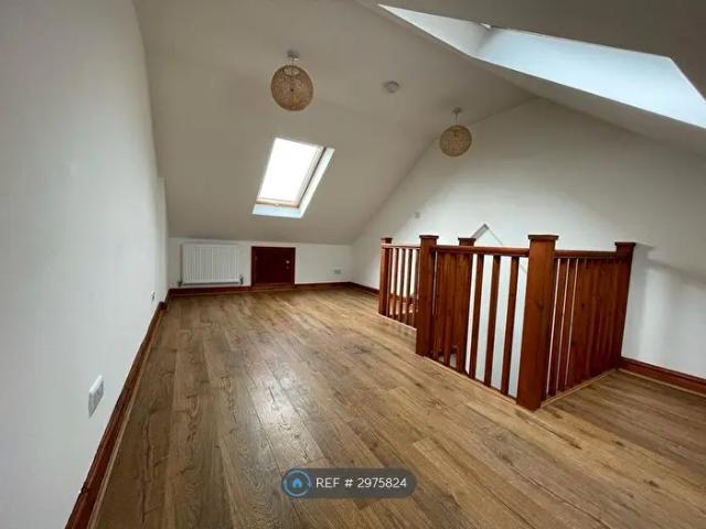 3 Bedroom Terraced House To Rent In Howard Road, Leicester, LE2
