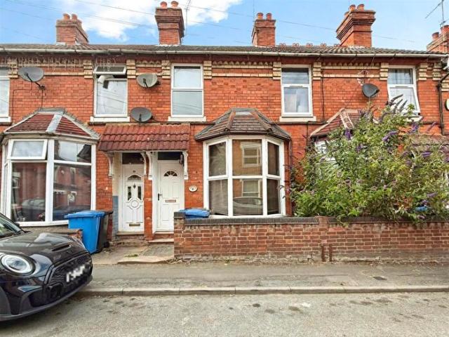 3 Bedroom Terraced House To Rent In King Street, Kettering, NN16
