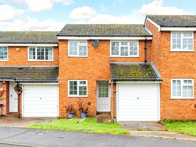 3 Bedroom Terraced House To Rent In Kilpin Green, North Crawley, Newport Pagnell, Buckinghamshire, MK16