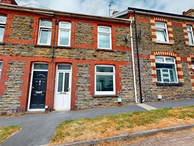 3 Bedroom Terraced House To Rent In Lewis Street, Pontyclun, CF72