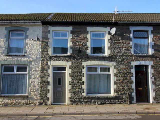 3 Bedroom Terraced House To Rent In Llewellyn Street, CF43