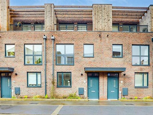 3 Bedroom Terraced House To Rent In Mariner Street, Nottingham, Nottinghamshire, NG2