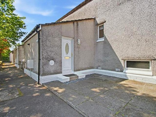 3 Bedroom Terraced House To Rent In Nobleston, Bonhill, West Dunbartonshire, G83