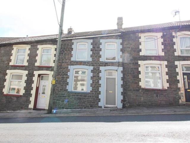 3 Bedroom Terraced House To Rent In Penrhys Road, Tylorstown, CF43