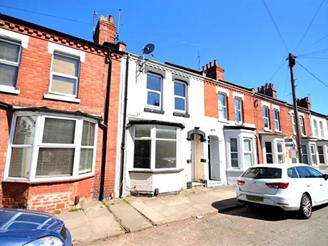 3 Bedroom Terraced House To Rent In Purser Road, Abington NN1