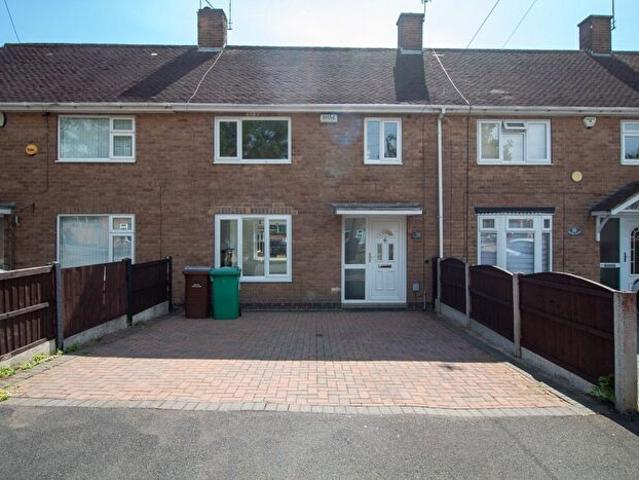 3 Bedroom Terraced House To Rent In Smithy Close, Clifton, NG11