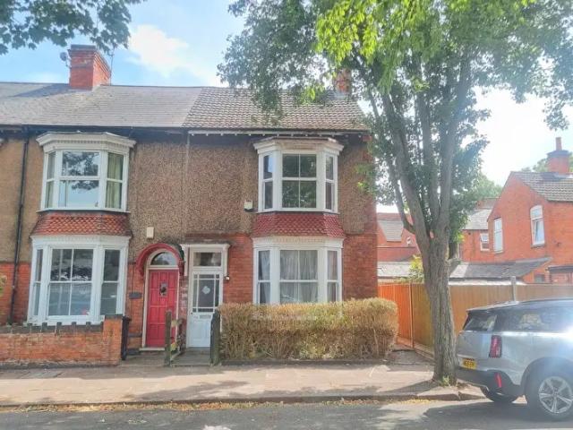 3 Bedroom Terraced House To Rent In Sweetbriar Road, Leicester, LE3