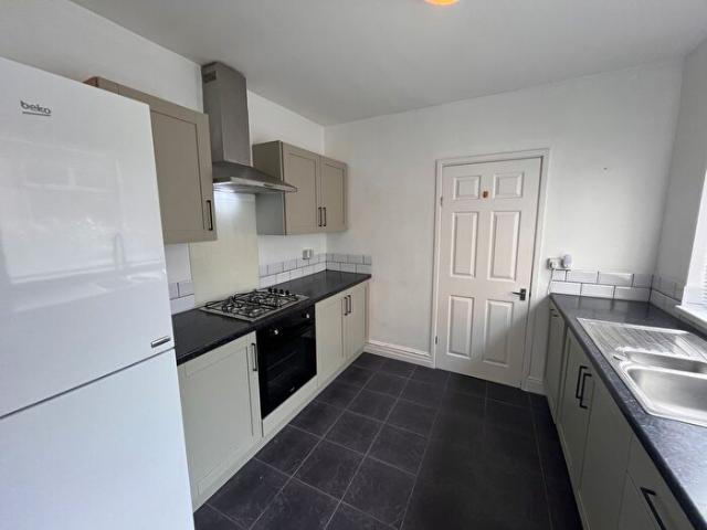 3 Bedroom Terraced House To Rent In St Helens Ave, Swansea, SA1