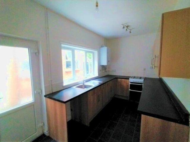 3 Bedroom Terraced House To Rent In Station Road, Beeston, NG9