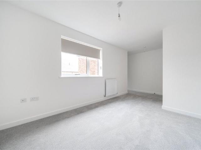 3 bedroom terraced to rent Elder Drive, Houghton Regis, Dunstable, Bedfordshire, LU5