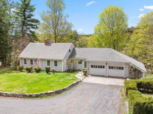 3 bedroom, Thetford VT 05075 102443166