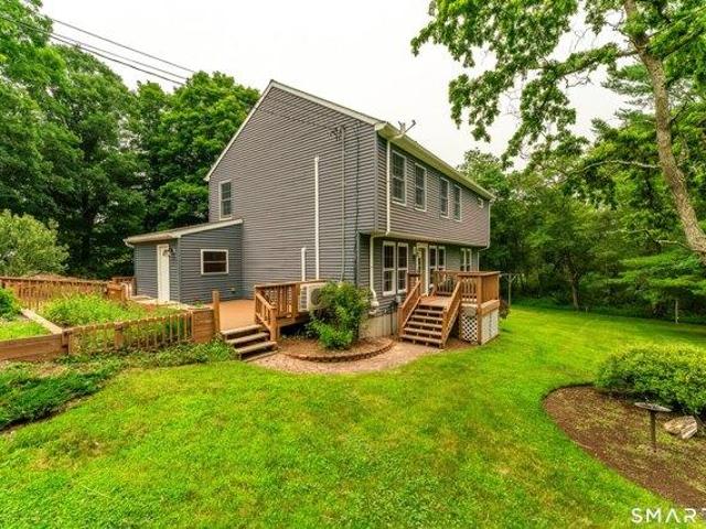 3 bedroom, Thompson CT 06277 104848349
