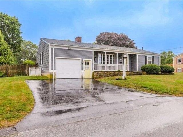 3 bedroom, Tiverton RI 02878 104298086