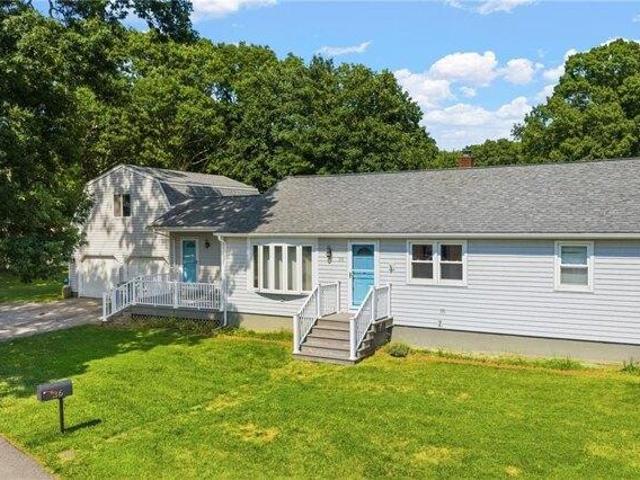 3 bedroom, Tiverton RI 02878 104410741