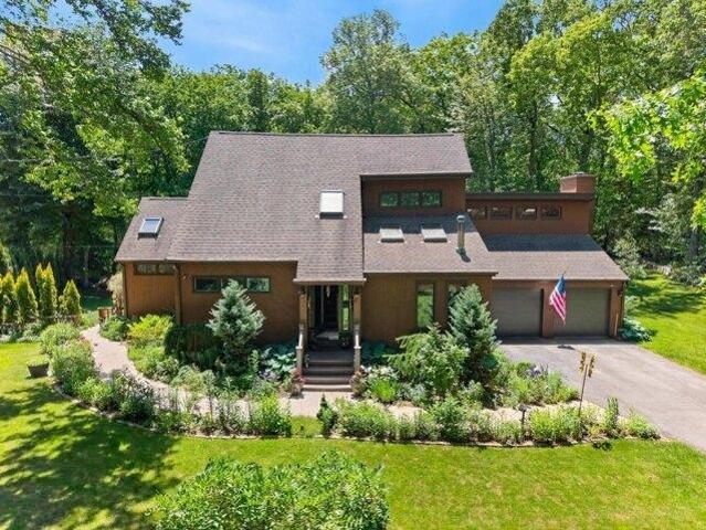 3 bedroom, Tiverton RI 02878 104513576