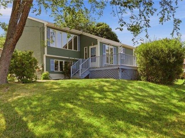 3 bedroom, Tiverton RI 02878 104513709