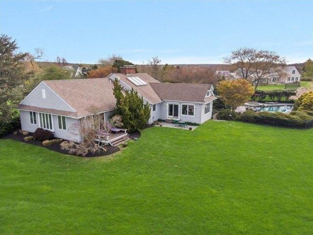 3 bedroom, Tiverton RI 02878 104652664
