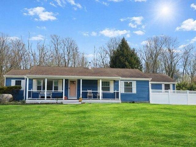 3 bedroom, Tiverton RI 02878 LS102314203
