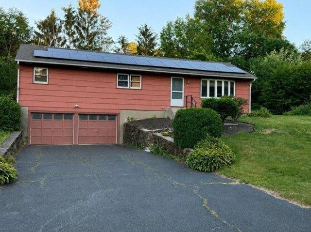 3 bedroom, Trumbull CT 06611 104190171