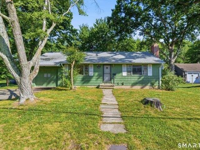 3 bedroom, Trumbull CT 06611 104191463