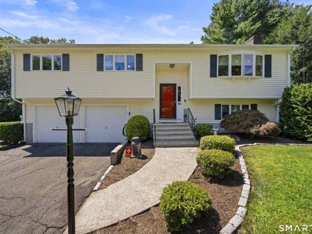 3 bedroom, Trumbull CT 06611 105127681