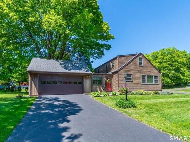 3 bedroom, Trumbull CT 06611 103070728