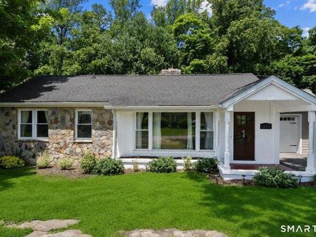 3 bedroom, Trumbull CT 06611 103072300