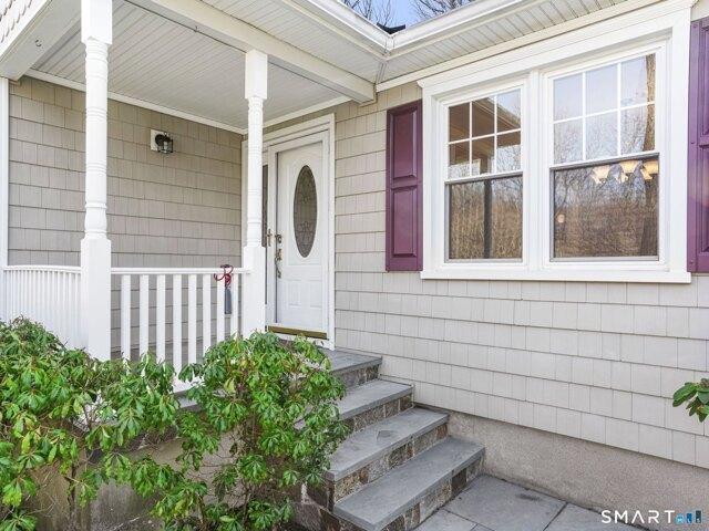 3 bedroom, Trumbull CT 06611 LS101659429