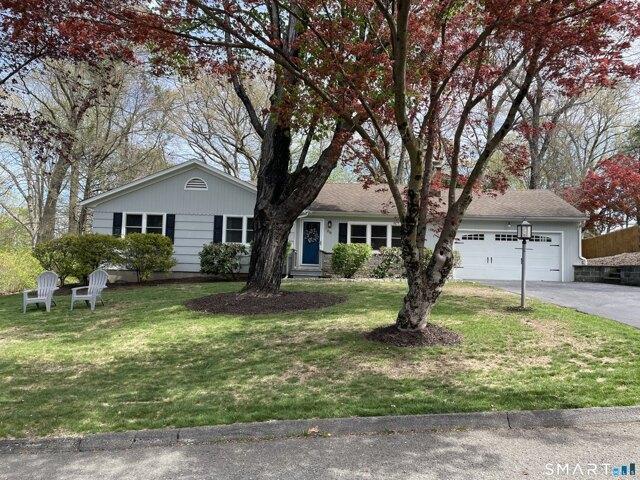 3 bedroom, Trumbull CT 06611 LS101705597