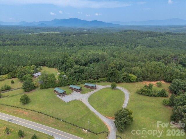 3 bedroom, Tryon NC 28782 104900136