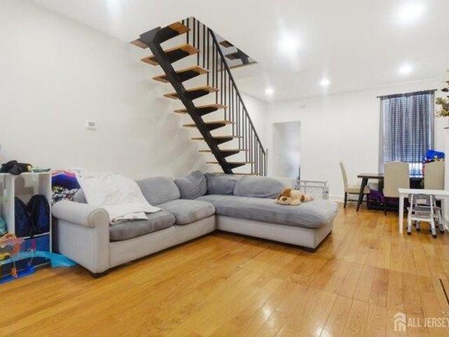 3 bedroom, Trenton NJ 08611 LS102562138