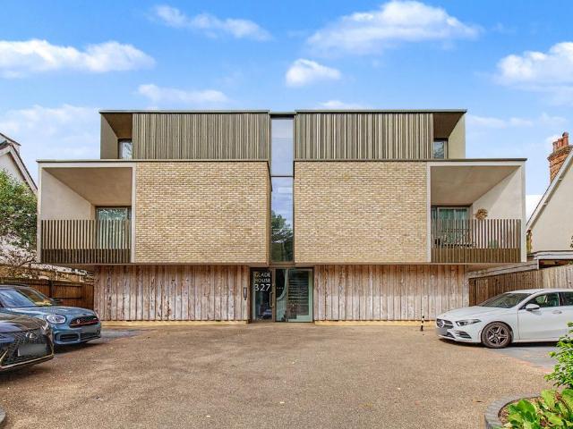 3 bedroom triplex for sale