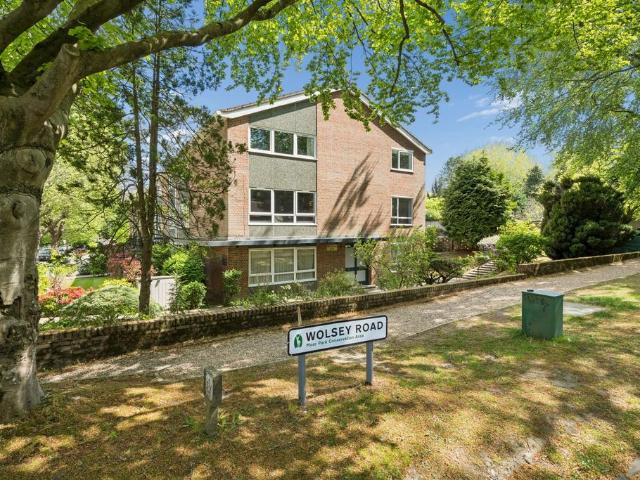 3 bedroom triplex for sale