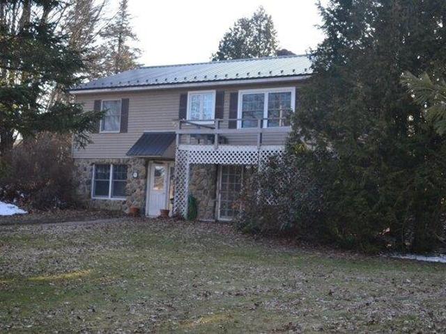3 bedroom, Troy VT 05859 101858388