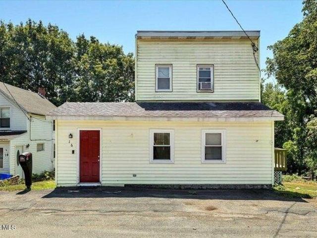 3 bedroom, Troy NY 12180 103626111