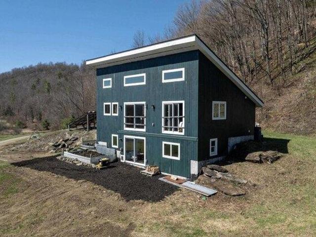 3 bedroom, Tunbridge VT 05077 103033528