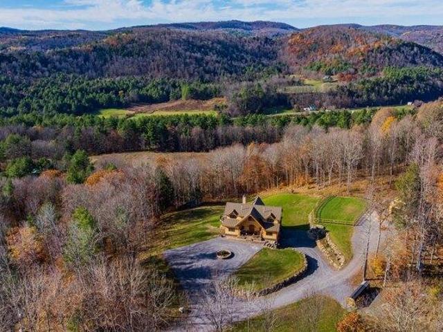 3 bedroom, Tunbridge VT 05077 105157569