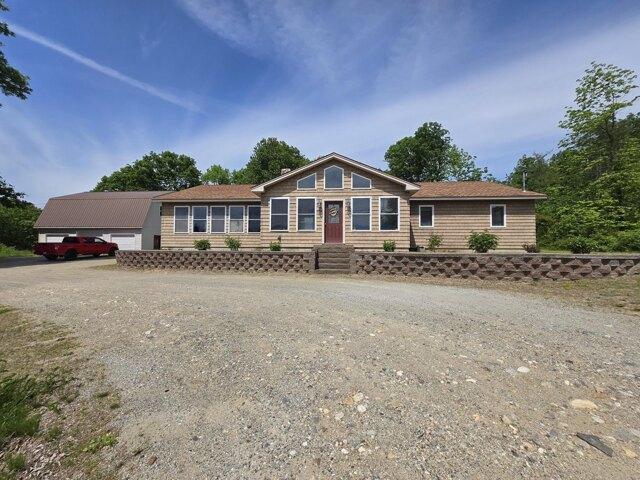 3 bedroom, Turner ME 04282 103444077