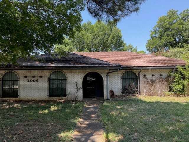 3 bedroom, Tx Tx 102272850