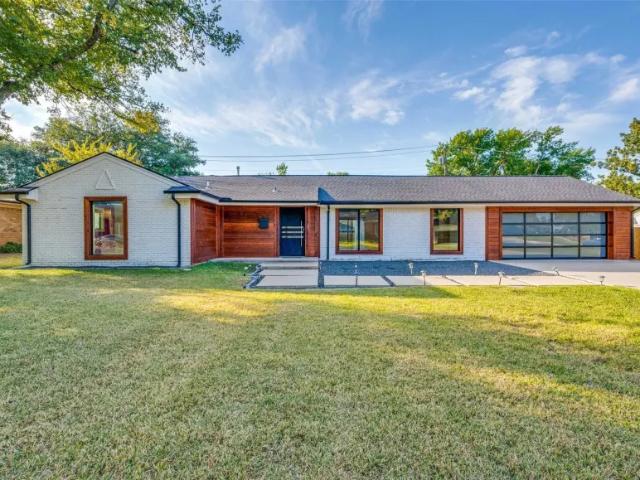 3 bedroom, Tx Tx 102701931