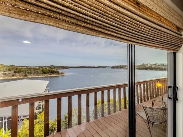 3 bedroom, Tx Tx 102702367