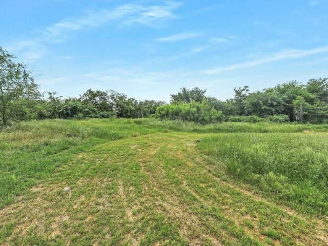 3 bedroom, Tx Tx LS102204517